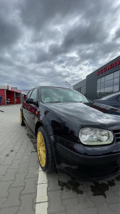 Vand golf 4 1.6 16v Cluj-Napoca • OLX.ro