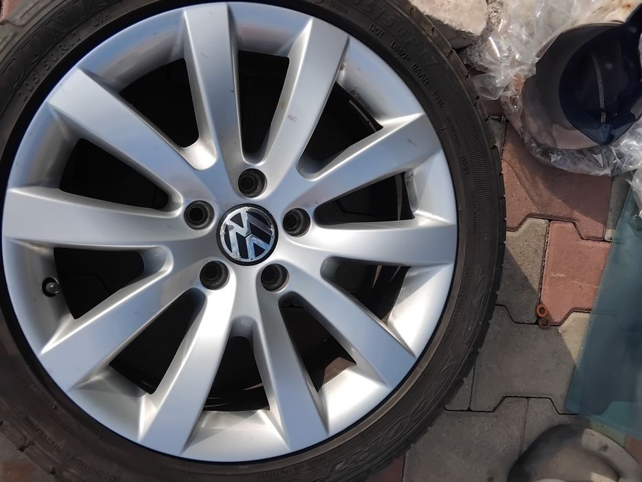 Jante aliaj pe 17 fără anvelope VW Scirocco Gilau • OLX.ro