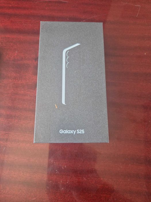 Samsung S25 128g Valu lui Traian • OLX.ro