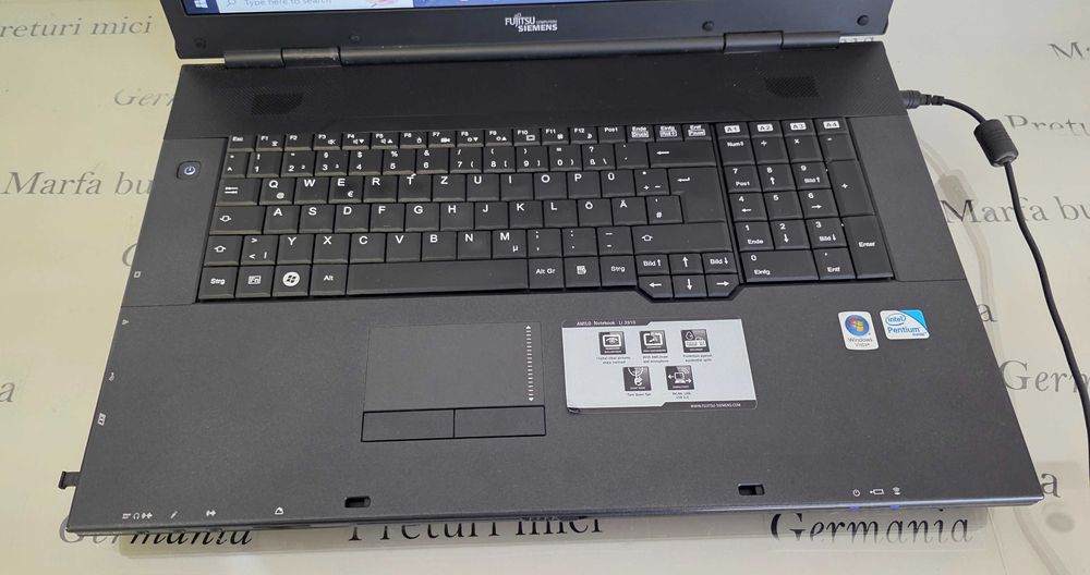 Laptop core2duo Fujitsu Amilo Li 3910 17.3 inch functional,instalat ...