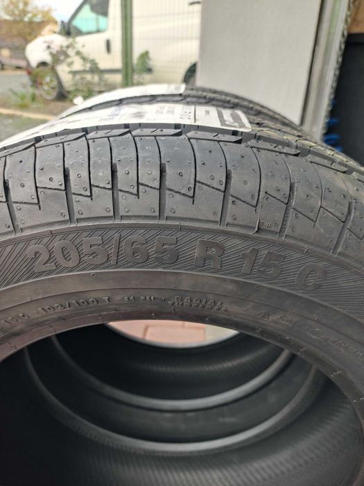 2 anvelope de vara 205/65/15 barum 2023 Zimandu Nou • OLX.ro