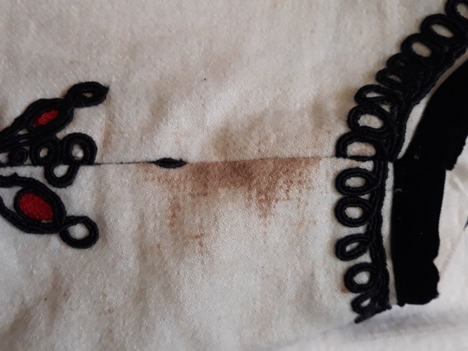 Ilic / pieptar / popular, vech, lucrat manual i Ramnicu Sarat • OLX.ro