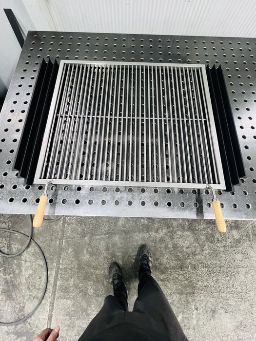 Grilaj/grill/plasa gratar INOX(bare rotative) 8mm Alba Iulia • OLX.ro