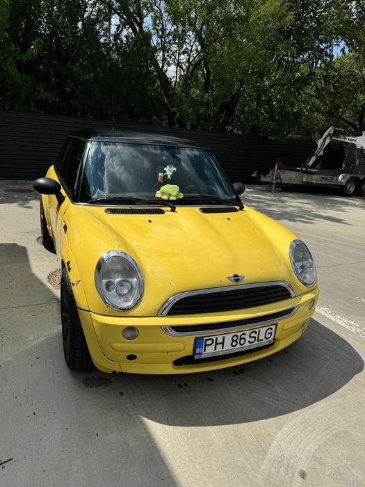 Mini Cooper r50 1.6-90cp Valea Calugareasca • OLX.ro