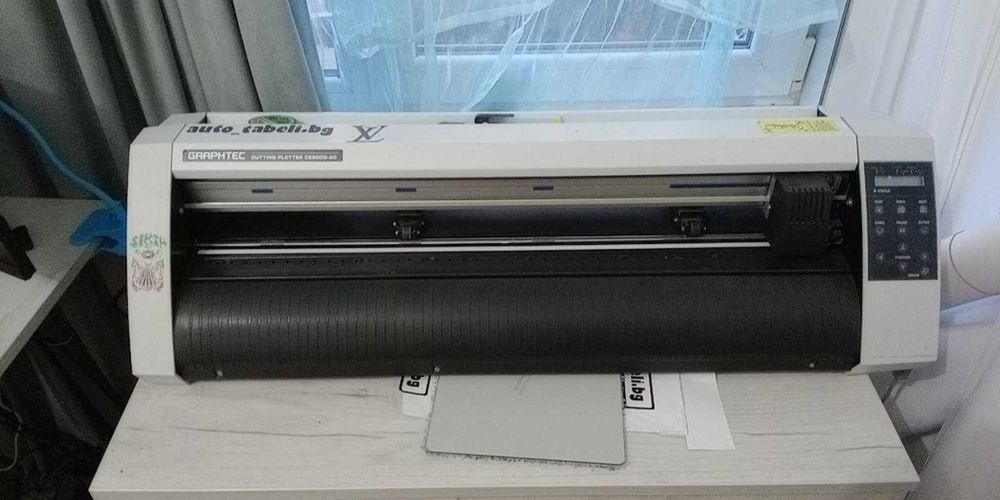 Продавам режеш плотер Graphtec CE5000-60 гр. Варна Гаров район • OLX.bg