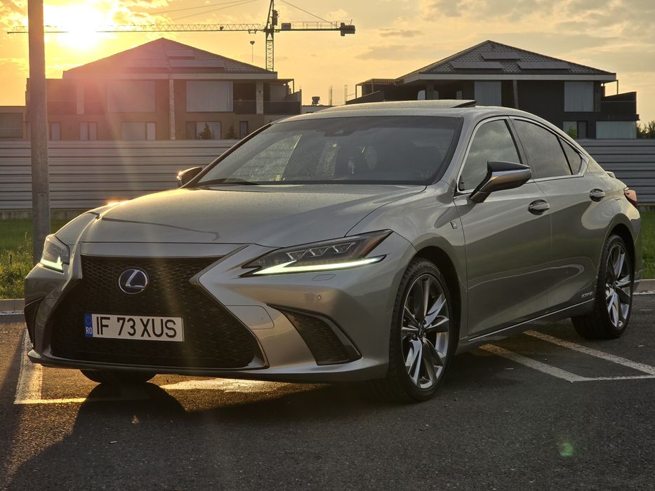 Lexus es300h F-sport 2019 Voluntari • OLX.ro