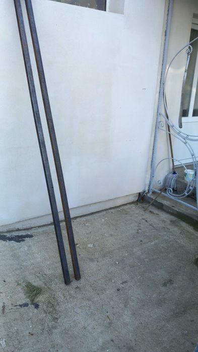 Stâlpi de gard Teava Suceava • OLX.ro