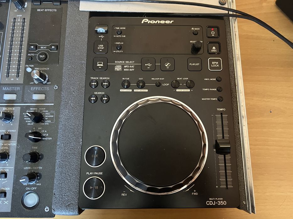 Consola pioneer mixer pioner 4 canale Bucuresti Sectorul 1 • OLX.ro