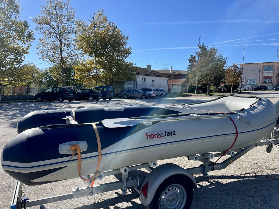 Лодка Honda Honwave T40 - 3.95м гр. Варна Базар Левски • OLX.bg