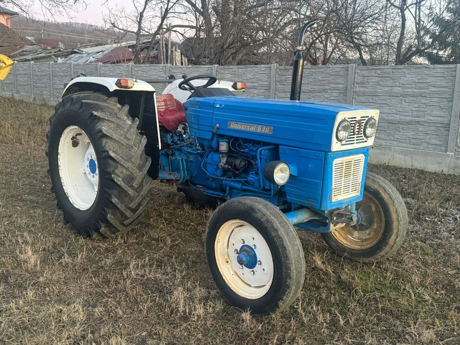 Tractor universal 640 Darmanesti • OLX.ro