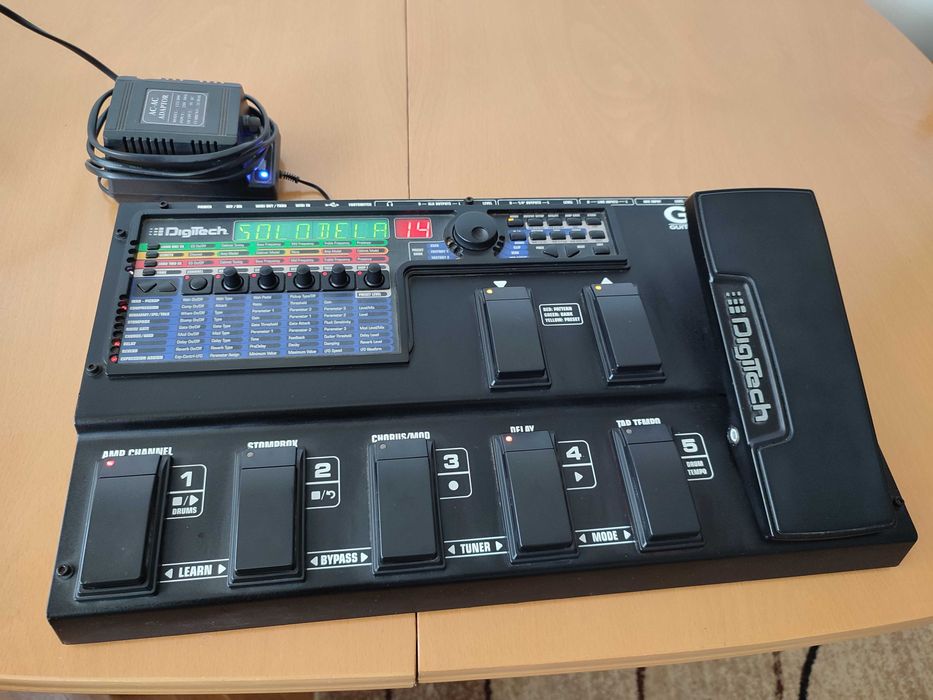 Продавам китарен процесор DIGITECH GNX3000 гр. Габрово Бичкиня • OLX.bg