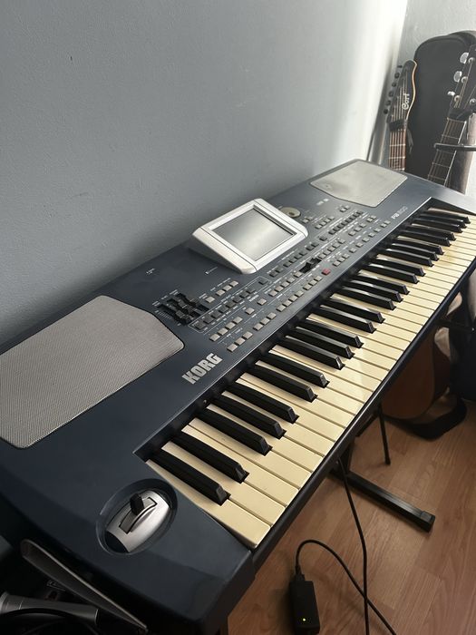 Orga Korg Pa500 ( negociabil ) Feldru • OLX.ro