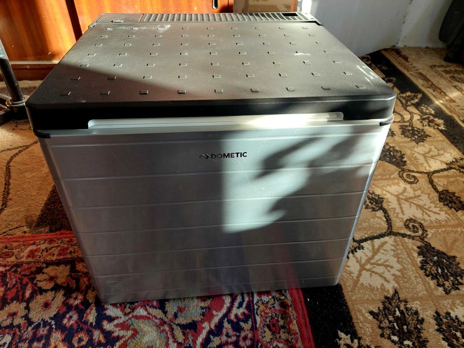 Dometic ACX3 40 , 41 л, Захранване GAZ/12/230V, 28-30/37 mBar, 16 кг, гр. Хасково Център • OLX.bg