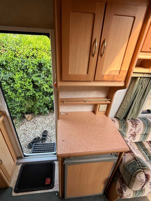 Rulota Elddis Salvington 2001 off camping boiler gaz, acumulator Campina • OLX.ro