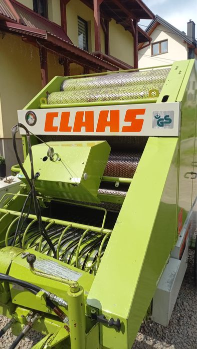 Balotiera,presa baloti claas rollant 44 s Titu • OLX.ro