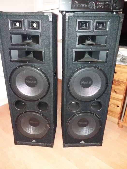 Boxe Magnat soundforce 2300 Timisoara • OLX.ro