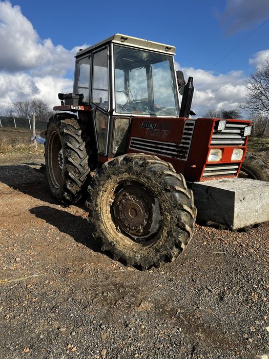 Vand tractor ……880 DT in 5 pistoane Agnita • OLX.ro