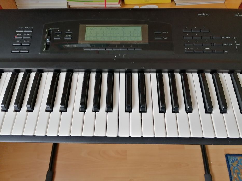 Orga Korg 01 W Pro 76 de clape, cu usb, yamaha sy, roland XP, korg Iasi ...