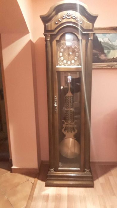 Ceas cu pendula de podea Bacau • OLX.ro