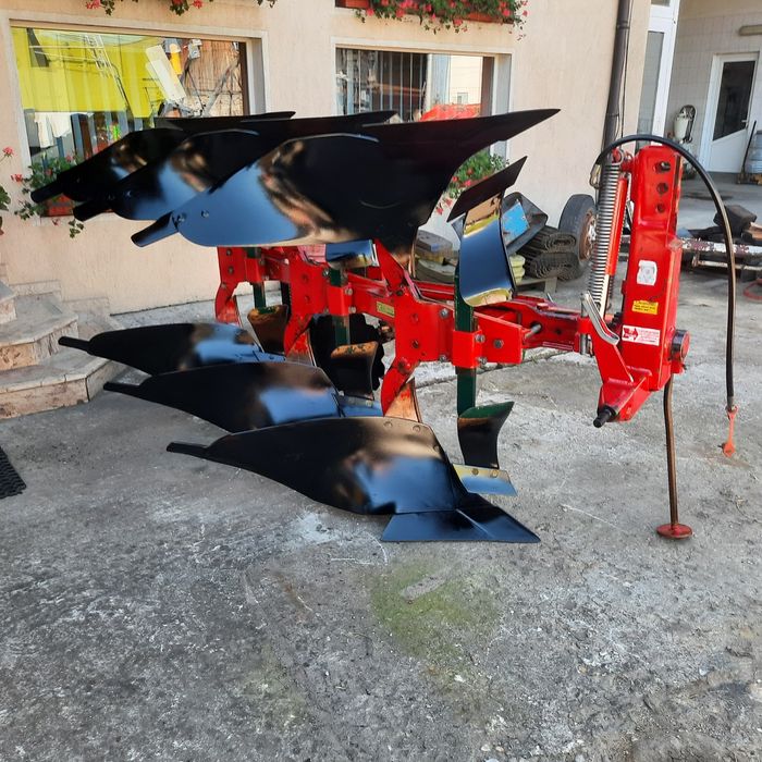 Plug reversibil cu 3 brazde Catalina • OLX.ro