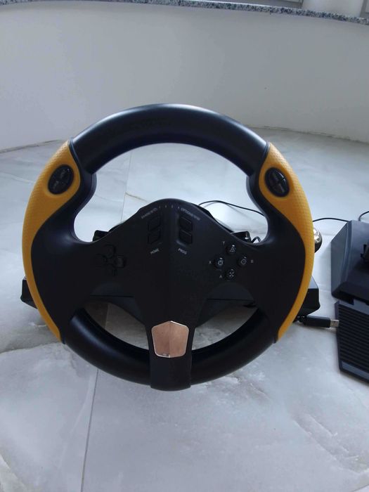 Volan myria cu pedale Galati • OLX.ro