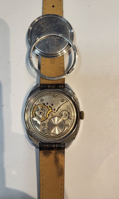Raketa Pobeda Start Lot 3 Ceasuri Sovietice DEFECTE Pentru piese sau r ...
