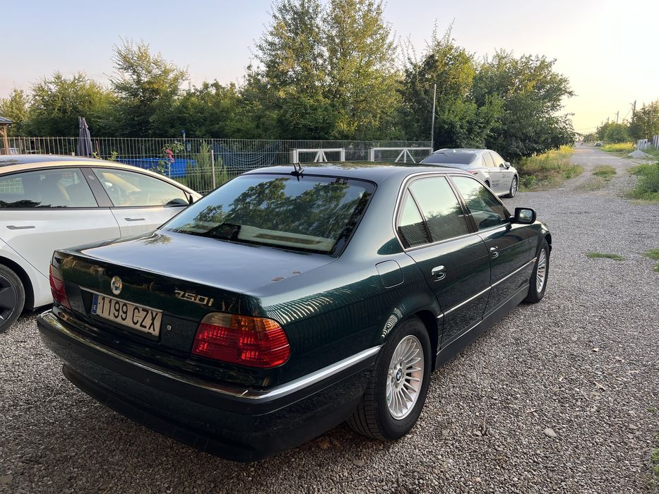 Bmw 750i e38 facelift 129000 km Bucuresti Sectorul 2 • OLX.ro