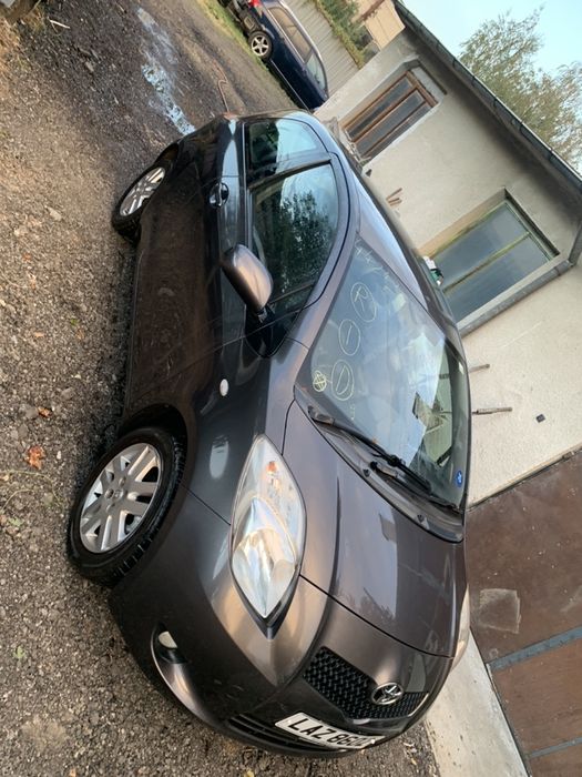 На Части Toyota Yaris Тойота Ярис II 1.3 vvt-i 87 hp 2007 на части гр ...