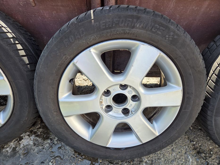 Jante VW dimensiuni 205 /55 R16 Sangeorgiu de Mures • OLX.ro