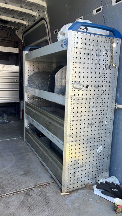 Raft /rafturi auto hala garaj atelier Roman • OLX.ro