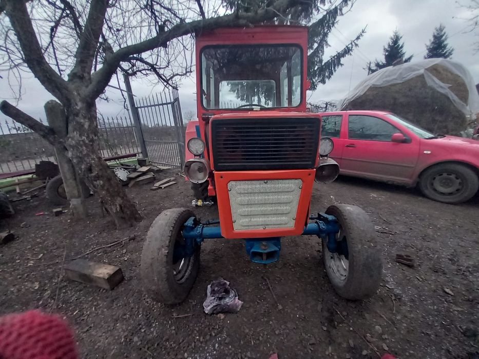 Vand tractor utb 445 Pietris • OLX.ro