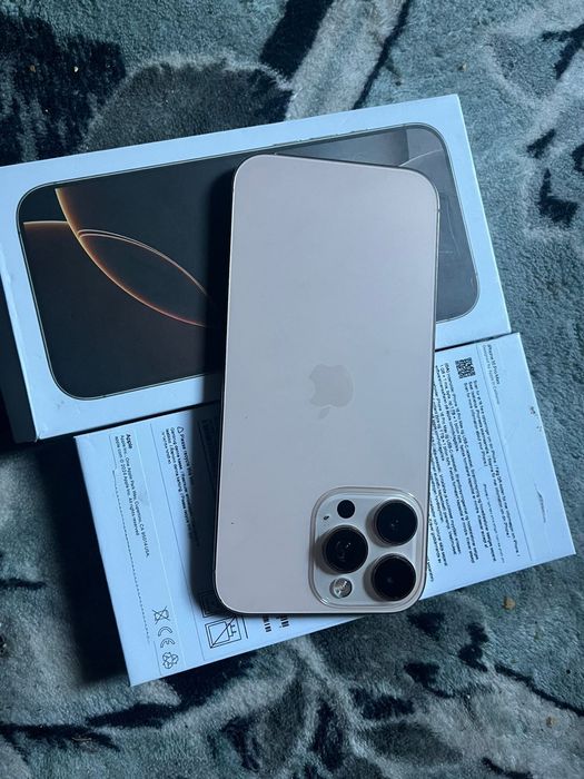 Vând iPhone 16 pro max Petrosani • OLX.ro