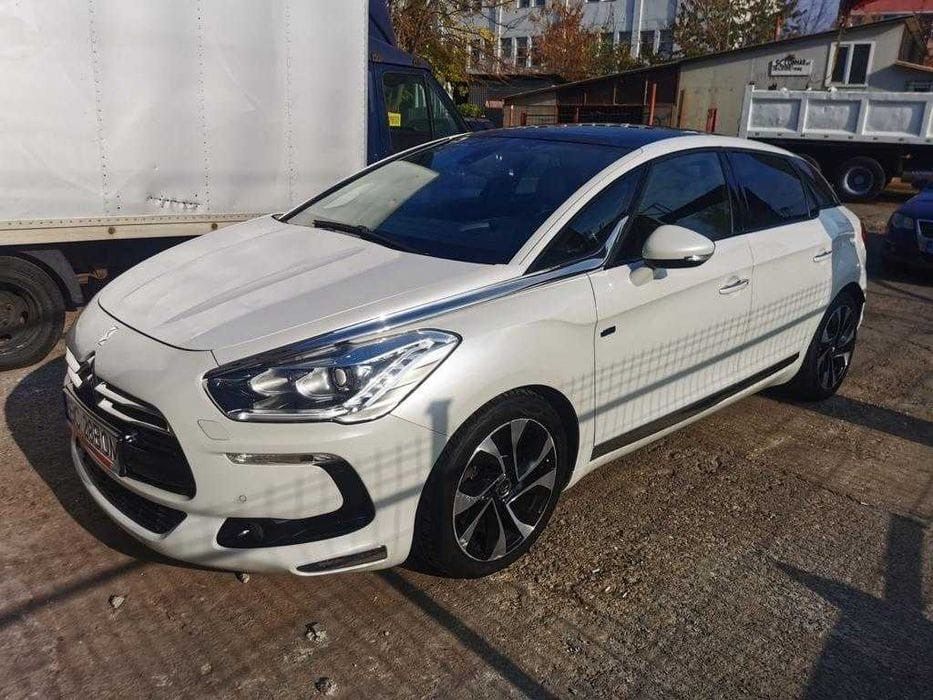 Vand citroen DS 5 Hibrid 4 din 2013, culoare alb perlat, imatriculat ...