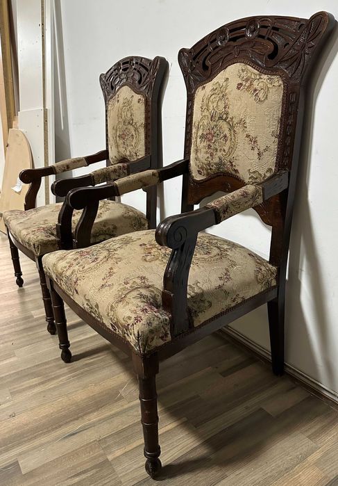 2 buc Scaun Vintage cu ornamente sculptate; Fotoliu; Jilt Bucuresti ...