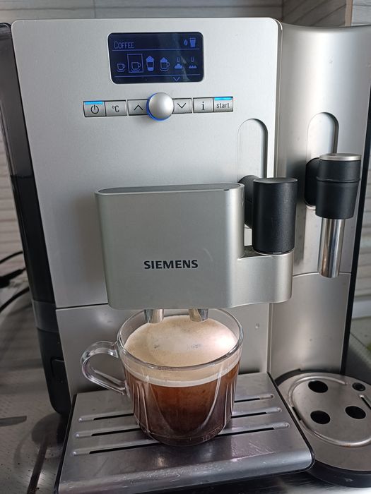 Espresor Siemens Eq7 L series Ploiesti • OLX.ro