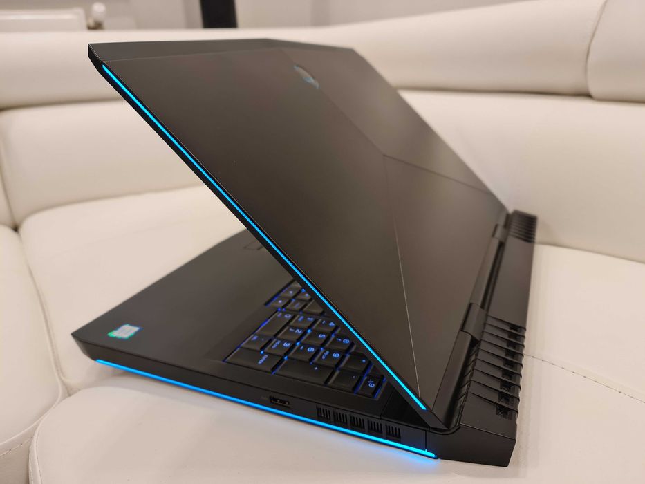 Laptop Alienware 17,3" 4k ,intel core i7 ,video nvidia ,ram 32 gb ...