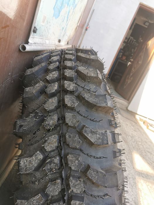 Vând anvelope off road și jante Imper • OLX.ro