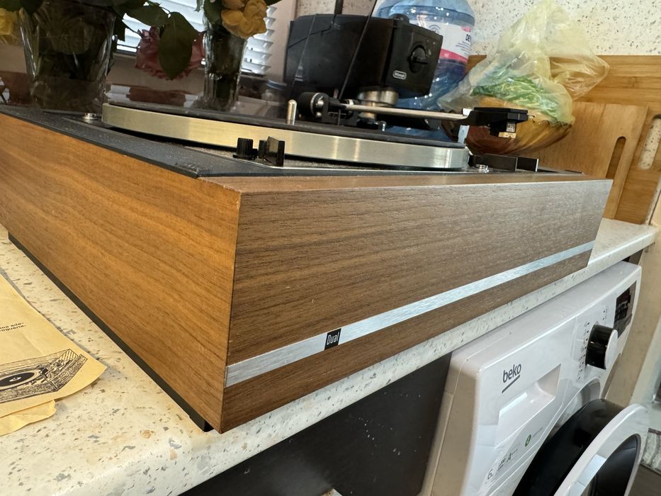 Като нов Dual 1216 Грамофон гр. Шумен 2-ри корпус • OLX.bg