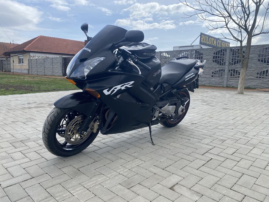 Honda vfr800 abs ….. Gataia • OLX.ro