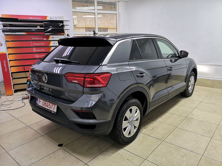 Montaj folie auto LLumar originala autorizata RAR sect.5 str. Veseliei ...