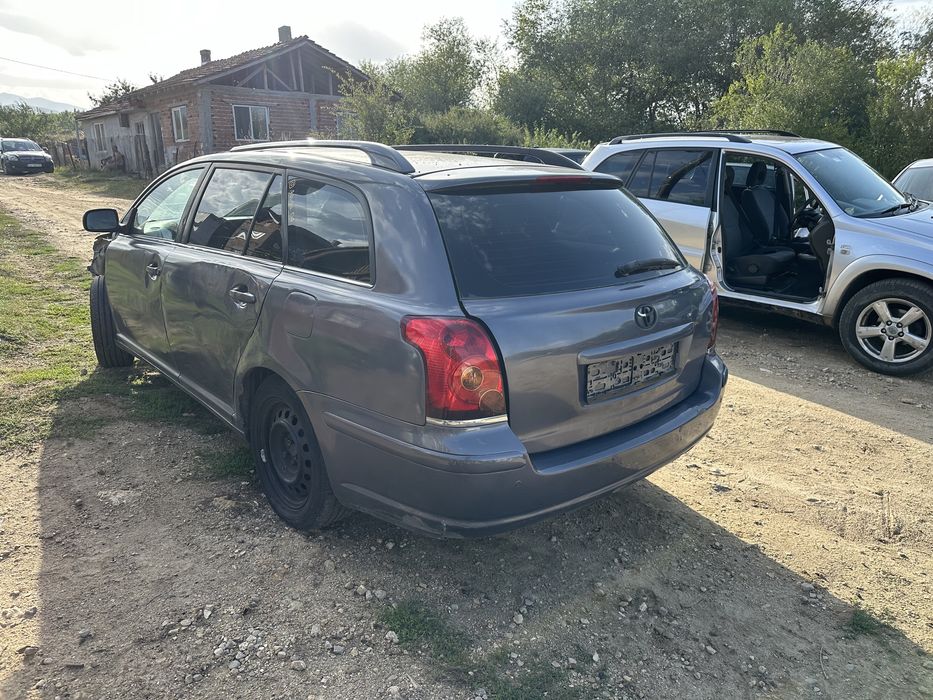 Тойота Авенсис 1.8 vvti 129 кс На части гр. Долна баня • OLX.bg