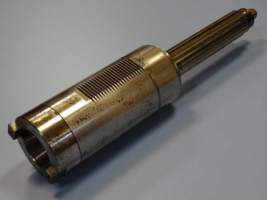 Вертикален шпиндел за фреза Deckel FP4 стандарт SK 40 гр. Пловдив Южен ...