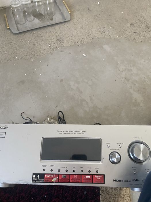 Vand statie sony cu 2 boxe terminator Tazlau • OLX.ro