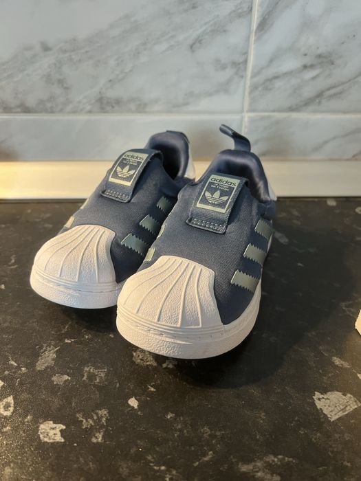 Adidas superstar copii nr 24 Giurgiu • OLX.ro