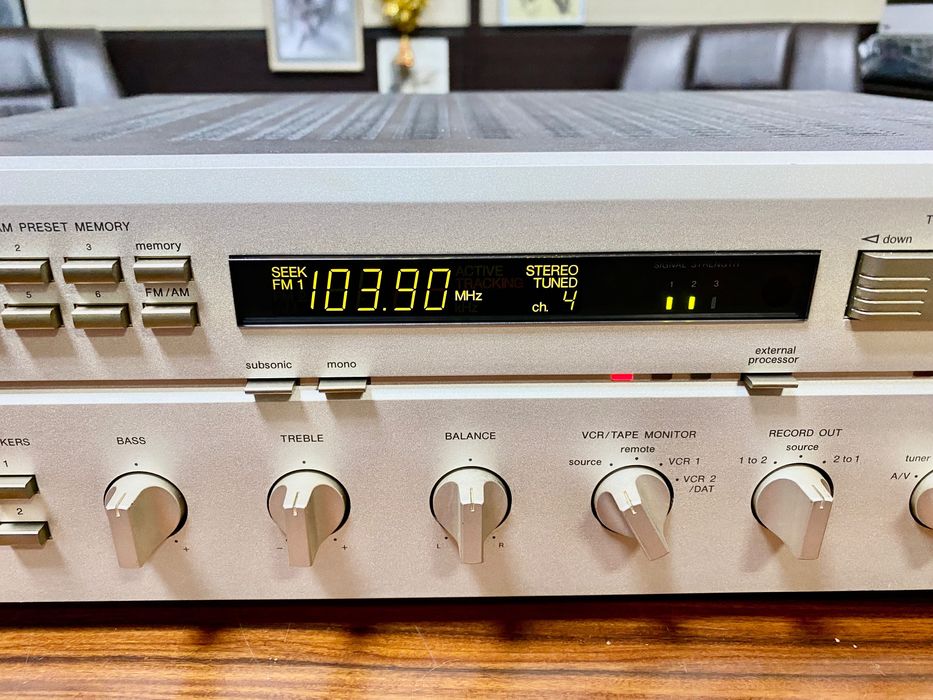 Отличен ресивър Harman Kardon гр. Бургас Сарафово • OLX.bg