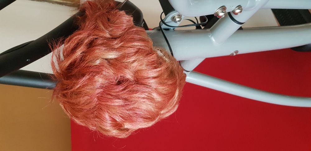 Peruca roscata tip Dexter Focsani • OLX.ro