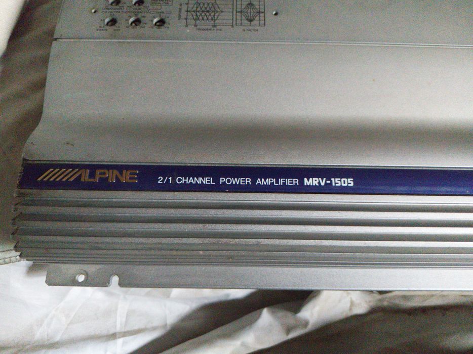 Putere amplificator auto alpine V12 1000w rms Navodari Tabara • OLX.ro