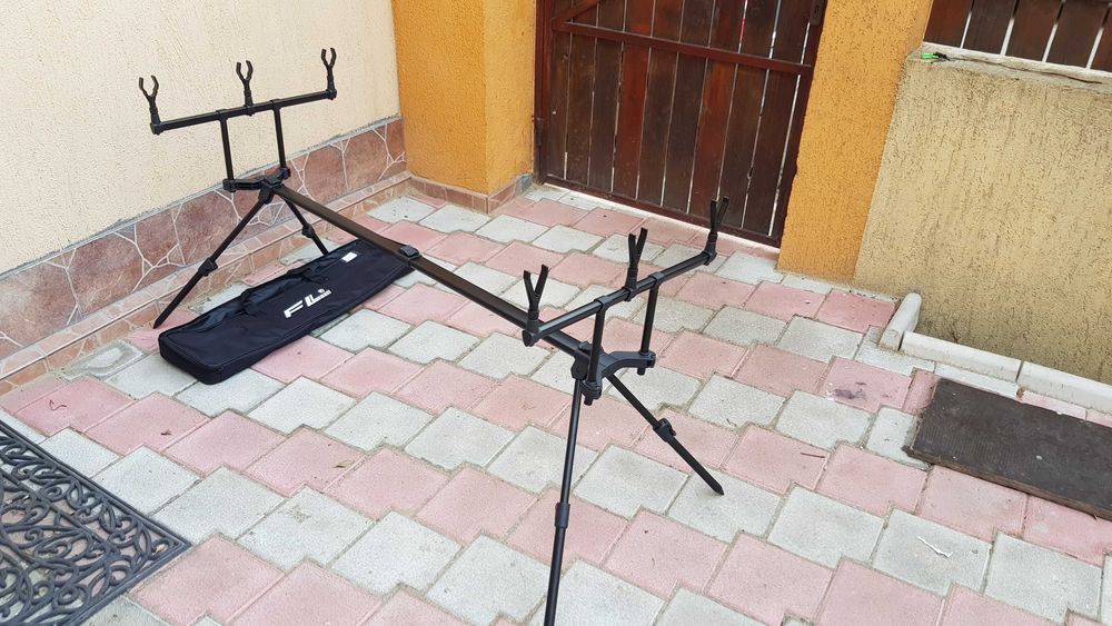 Rod pod FL BLACK EDITION pentru 3 lansete cu4 picioare (Quad Pod)FL158 ...