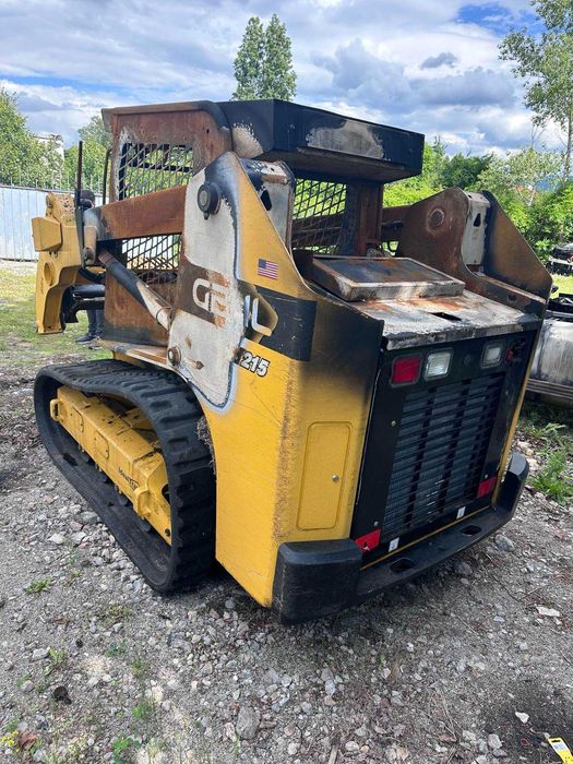 Мини челен товарач GEHL RT 215 2023 г. 200 часа гр. София Горубляне ...