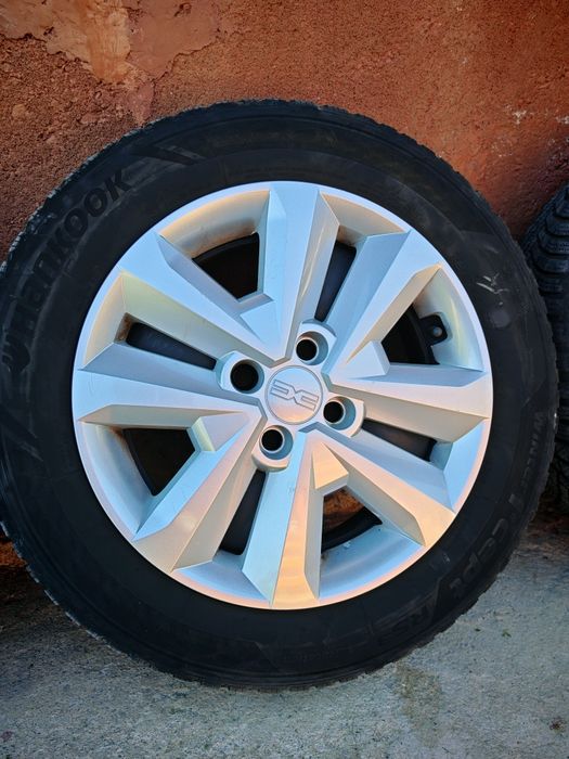 Roti originale Logan 3 Banesti • OLX.ro